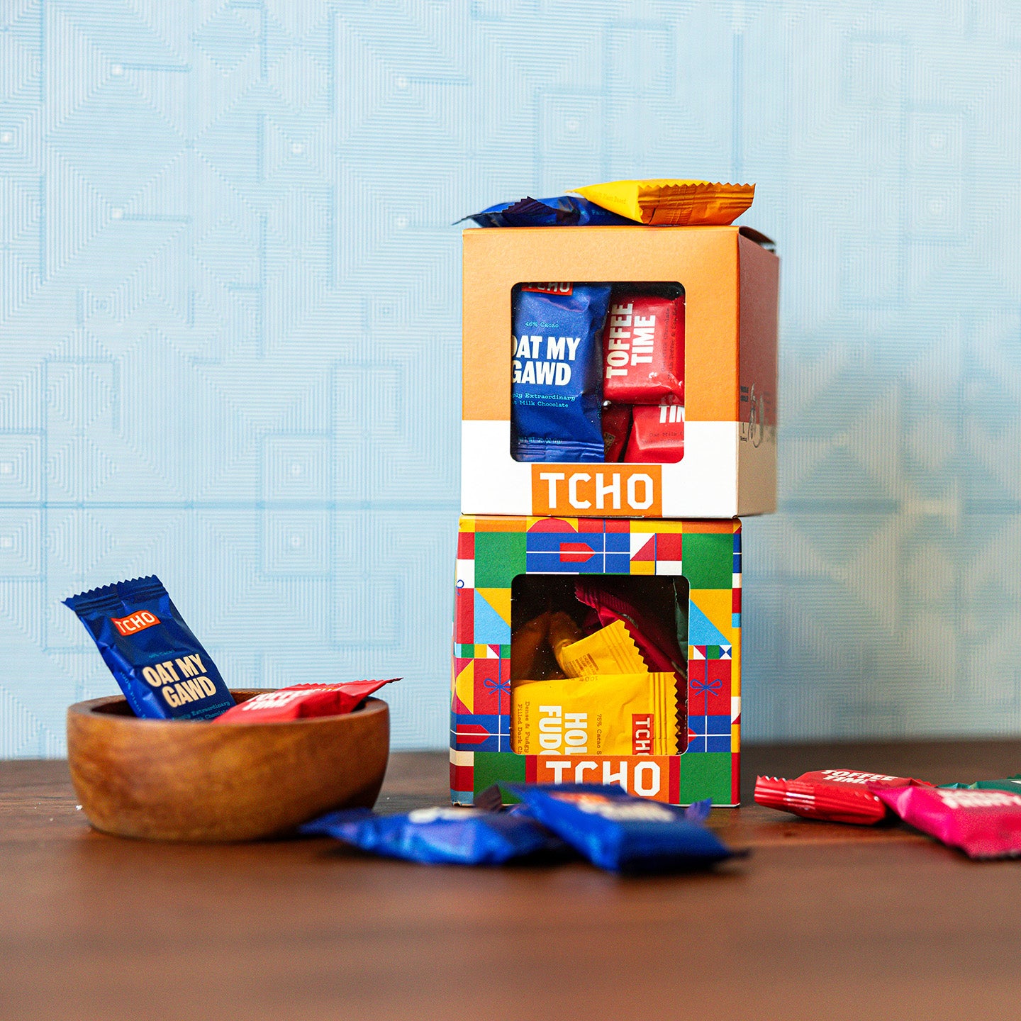 Presents Mini Dark & Milk Chocolates Gift Box